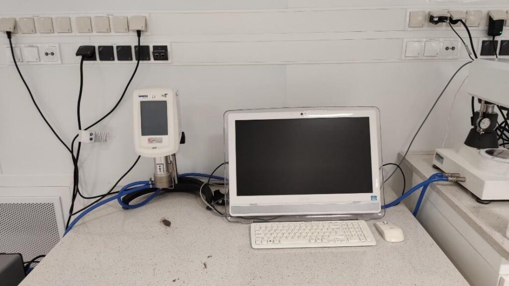 Viscometer: Brookfield DV2T - EMERGE